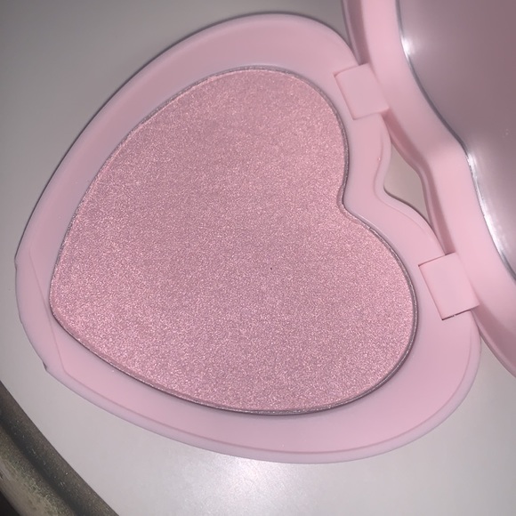 Colourpop | Makeup | Colourpop Lovestruck Highlighter Valentines Heart ...